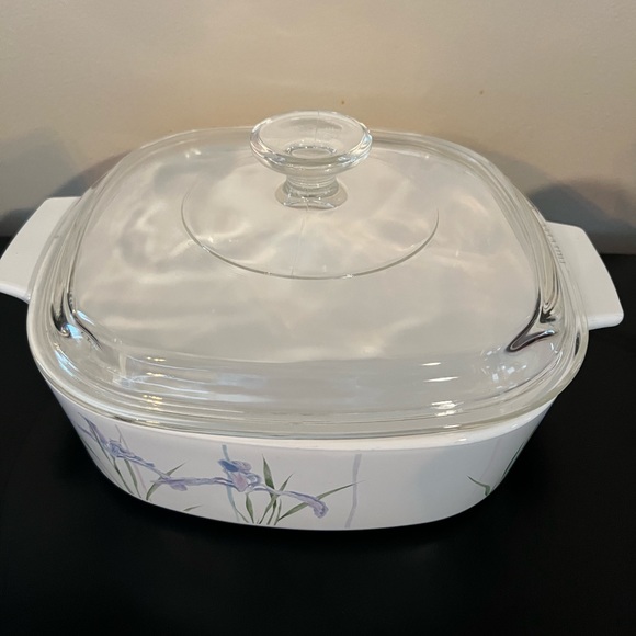Corningware | Kitchen | Corning Ware Casserole Dish Shadow Iris 2 Qt 2l ...